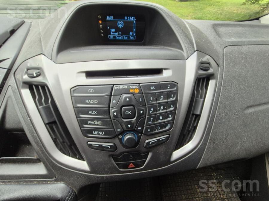 Pelēks Ford Tourneo 2014 Rīga, ar dzinēja tilpumu 2.20 L un nobraukumu 162 tūkst. km par 6700 €, foto 12 vietnē AUTOMOTO.COM.LV