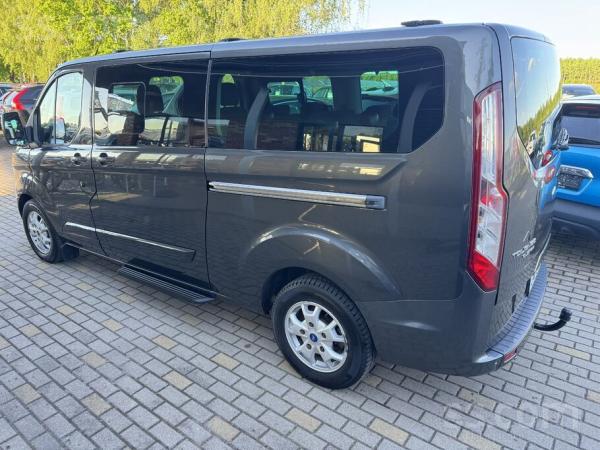 Pelēks Ford Tourneo 2015 Talsi, ar dzinēja tilpumu 2.20 L un nobraukumu 297 tūkst. km par 9995 €, foto 6 vietnē AUTOMOTO.COM.LV