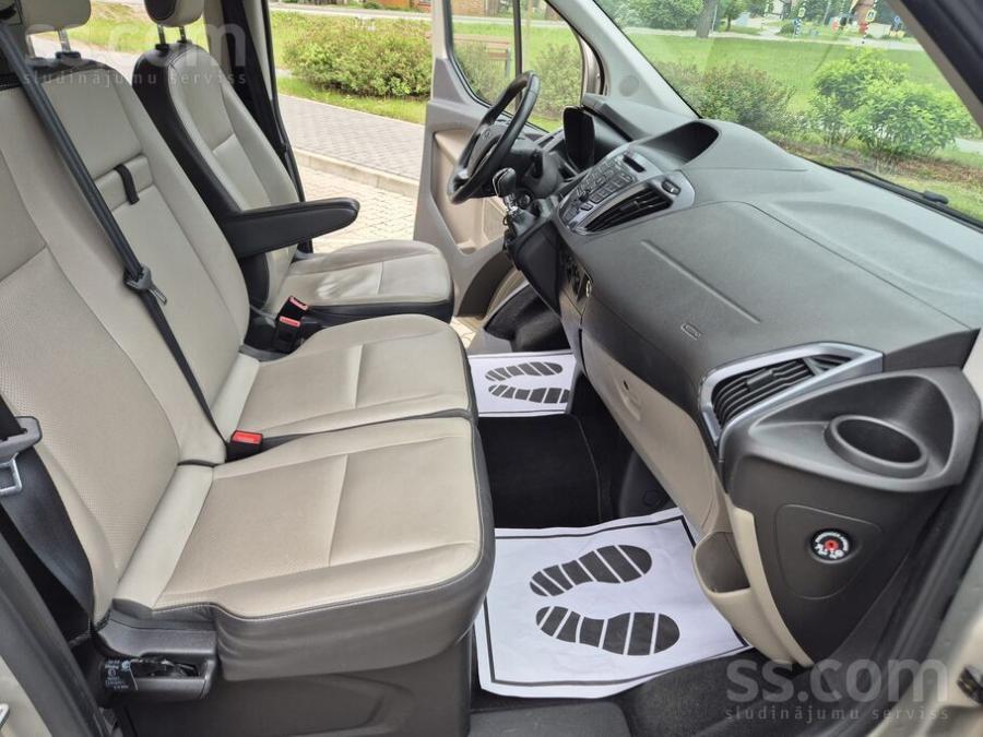 Pelēks Ford Tourneo 2015 Saldus, ar dzinēja tilpumu 2.20 L un nobraukumu 174 tūkst. km par 15650 €, foto 12 vietnē AUTOMOTO.COM.LV