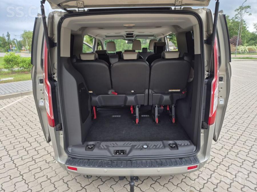 Pelēks Ford Tourneo 2015 Saldus, ar dzinēja tilpumu 2.20 L un nobraukumu 174 tūkst. km par 15650 €, foto 31 vietnē AUTOMOTO.COM.LV