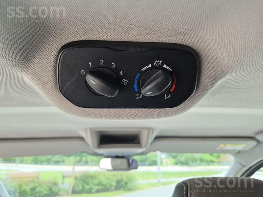 Pelēks Ford Tourneo 2015 Saldus, ar dzinēja tilpumu 2.20 L un nobraukumu 174 tūkst. km par 15650 €, foto 32 vietnē AUTOMOTO.COM.LV