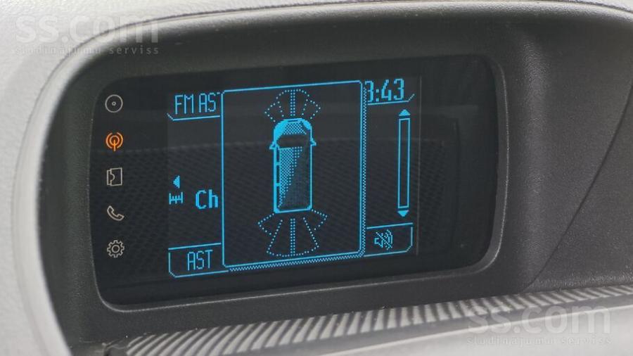 Pelēks Ford Tourneo 2015 Rīga, ar dzinēja tilpumu 2.20 L un nobraukumu 267 tūkst. km par 11300 €, foto 13 vietnē AUTOMOTO.COM.LV
