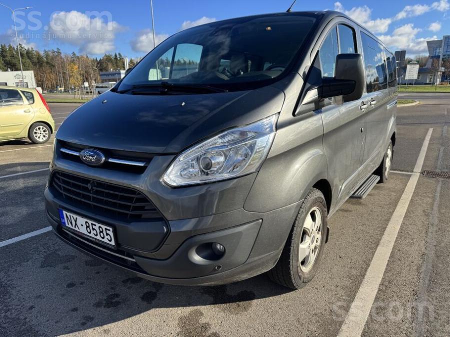 Pelēks Ford Tourneo 2016 Jelgava, ar dzinēja tilpumu 2.00 L un nobraukumu 186 tūkst. km par 18500 €, foto 1 vietnē AUTOMOTO.COM.LV