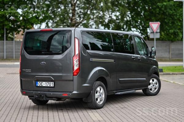 Pelēks Ford Tourneo 2016 Jelgava, ar dzinēja tilpumu 2.00 L un nobraukumu 174 tūkst. km par 15200 €, foto 6 vietnē AUTOMOTO.COM.LV