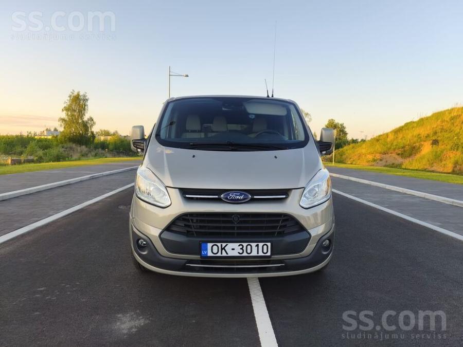Pelēks Ford Tourneo 2016 Rīga, ar dzinēja tilpumu 2.00 L un nobraukumu 158 tūkst. km par 19800 €, foto 6 vietnē AUTOMOTO.COM.LV