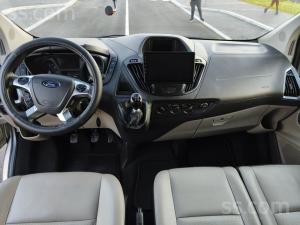 Pelēks Ford Tourneo 2016 Rīga, ar dzinēja tilpumu 2.00 L un nobraukumu 158 tūkst. km par 19800 €, foto 9 vietnē AUTOMOTO.COM.LV