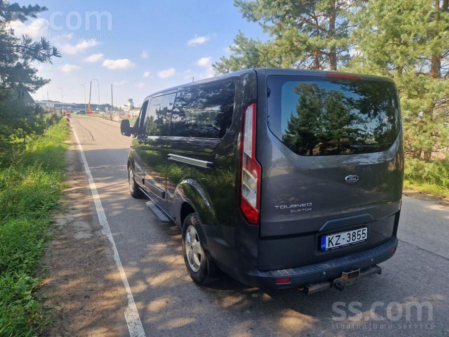 Pelēks Ford Tourneo 2017 Rīga, ar dzinēja tilpumu 2.00 L un nobraukumu 187 tūkst. km par 12900 €, foto 5 vietnē AUTOMOTO.COM.LV