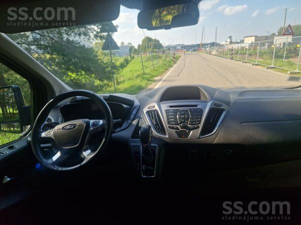 Ford Tourneo 2017 Rīga vietnē Pelēks Ford Tourneo 2017 Rīga, ar dzinēja tilpumu 2.00 L un nobraukumu 187 tūkst. km par 12900 €, foto 6 vietnē AUTOMOTO.COM.LV