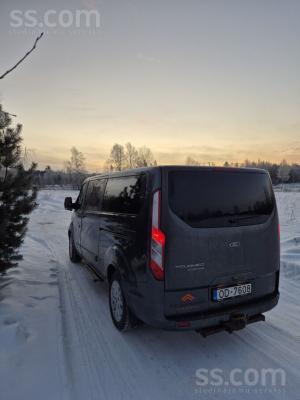Pelēks Ford Tourneo 2019 Rīga, ar dzinēja tilpumu 2.00 L un nobraukumu 170 tūkst. km par 25410 €, foto 4 vietnē AUTOMOTO.COM.LV