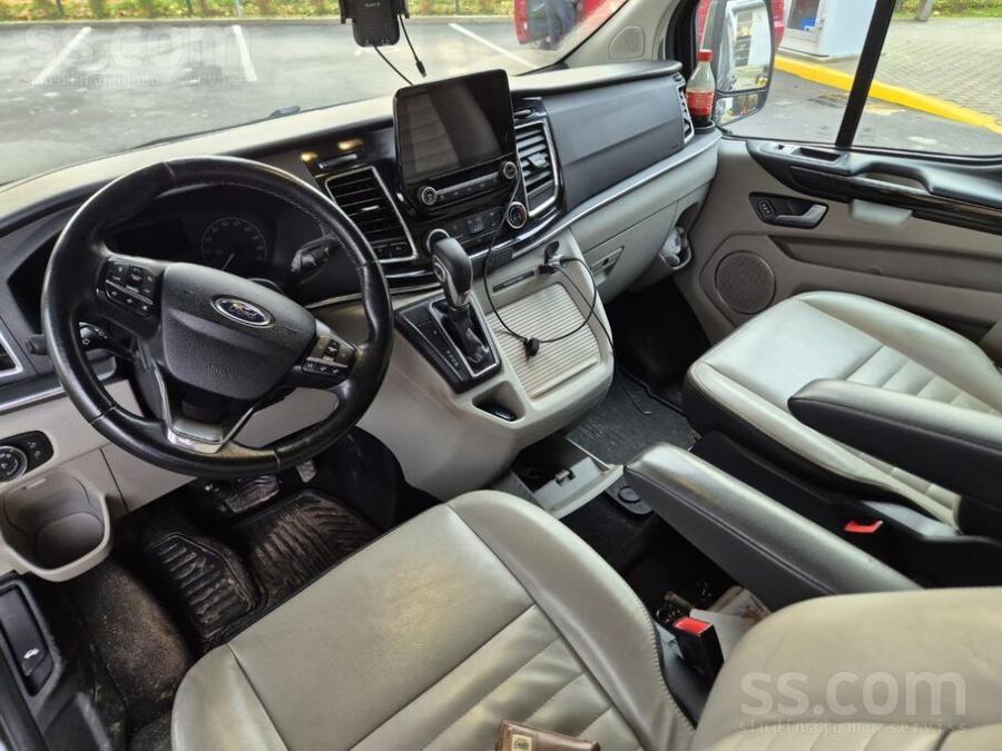 Pelēks Ford Tourneo 2019 Rīga, ar dzinēja tilpumu 2.00 L un nobraukumu 170 tūkst. km par 25410 €, foto 7 vietnē AUTOMOTO.COM.LV