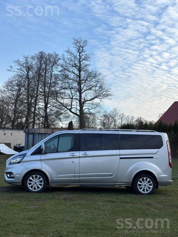 Grey Ford Tourneo 2019 in Riga, with an engine capacity of 2.00 L and mileage of 131 thousand km for 22590 €, photo 2 on AUTOMOTO.COM.LV