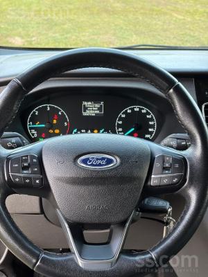 Grey Ford Tourneo 2019 in Riga, with an engine capacity of 2.00 L and mileage of 131 thousand km for 22590 €, photo 7 on AUTOMOTO.COM.LV