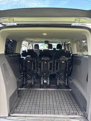 Grey Ford Tourneo 2019 in Riga, with an engine capacity of 2.00 L and mileage of 131 thousand km for 22590 €, photo 12 on AUTOMOTO.COM.LV