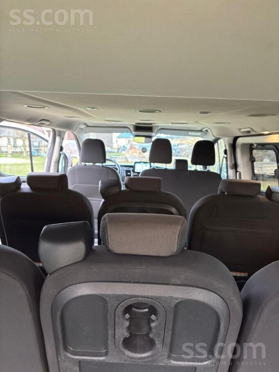 Grey Ford Tourneo 2019 in Riga, with an engine capacity of 2.00 L and mileage of 131 thousand km for 22590 €, photo 15 on AUTOMOTO.COM.LV