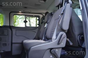 Pelēks Ford Tourneo 2021 Rīga, ar dzinēja tilpumu 2.00 L un nobraukumu 260 tūkst. km par 23990 €, foto 17 vietnē AUTOMOTO.COM.LV