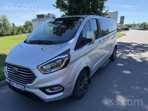 Grey Ford Tourneo 2022 in Ogre, with an engine capacity of 2.00 L and mileage of 135 thousand km for 27000 €, photo 3 on AUTOMOTO.COM.LV