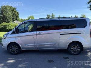 Grey Ford Tourneo 2022 in Ogre, with an engine capacity of 2.00 L and mileage of 135 thousand km for 27000 €, photo 4 on AUTOMOTO.COM.LV
