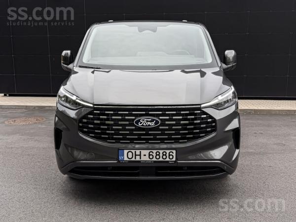 Pelēks Ford Tourneo 2025 Jelgava, ar dzinēja tilpumu 2.00 L un nobraukumu 23 tūkst. km par 46700 €, foto 2 vietnē AUTOMOTO.COM.LV