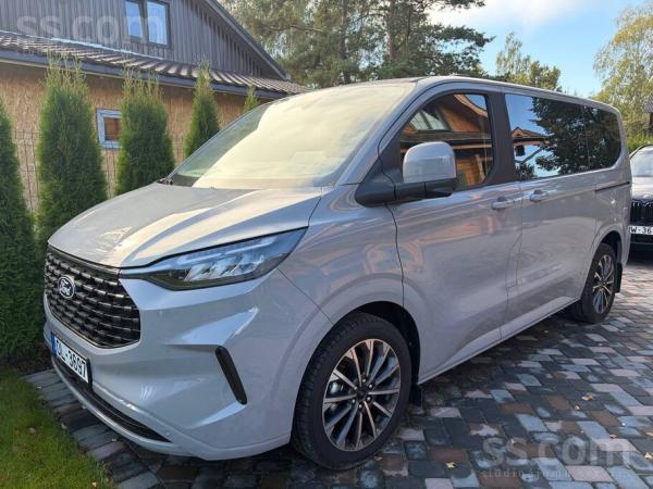 Ford Tourneo 2026 Jelgava vietnē Pelēks Ford Tourneo 2026 Jelgava, ar dzinēja tilpumu 2.00 L un nobraukumu 1 tūkst. km par 57900 €, foto 1 vietnē AUTOMOTO.COM.LV
