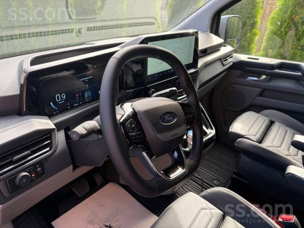 Ford Tourneo 2026 Jelgava vietnē Pelēks Ford Tourneo 2026 Jelgava, ar dzinēja tilpumu 2.00 L un nobraukumu 1 tūkst. km par 57900 €, foto 5 vietnē AUTOMOTO.COM.LV