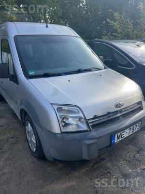 Pelēks Ford Tourneo 2005 Tukums, ar dzinēja tilpumu 1.80 L un nobraukumu 435 tūkst. km par 300 €, foto 4 vietnē AUTOMOTO.COM.LV