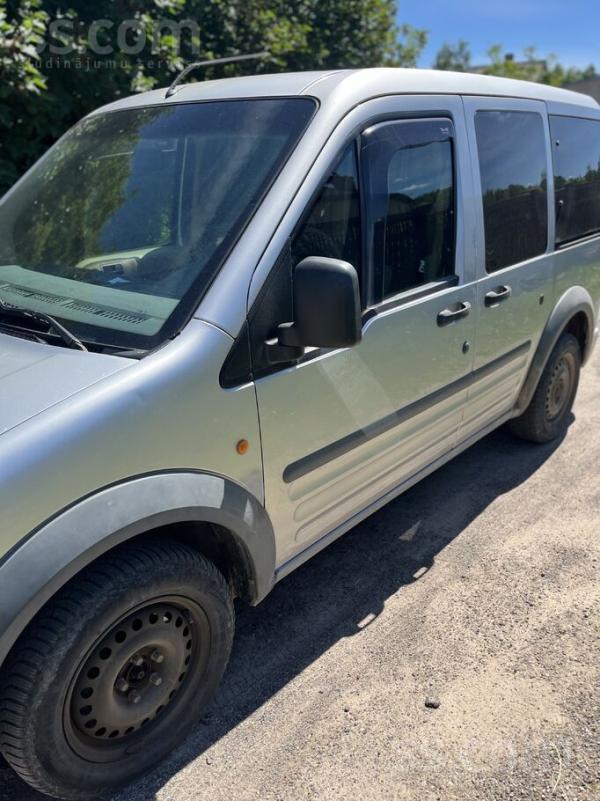 Grey Ford Tourneo 2008 in Riga, with an engine capacity of 1.80 L and mileage of 358 thousand km for 1750 €, photo 7 on AUTOMOTO.COM.LV