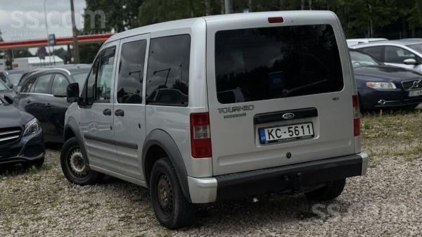 Pelēks Ford Tourneo 2008 Jelgava, ar dzinēja tilpumu 1.80 L un nobraukumu 359 tūkst. km par 1790 €, foto 4 vietnē AUTOMOTO.COM.LV