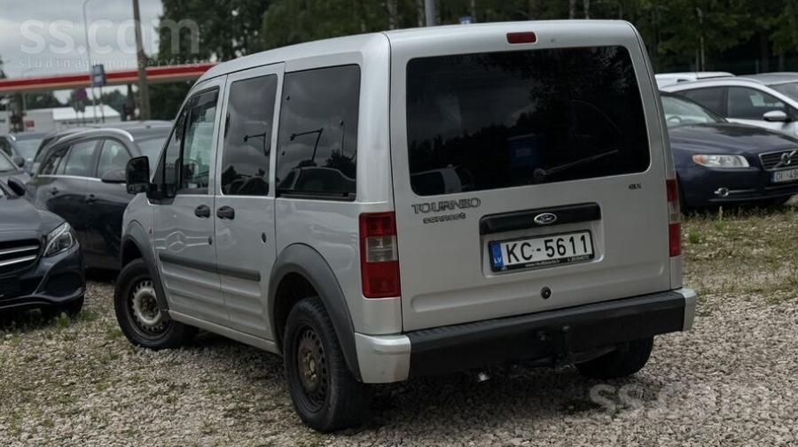 Pelēks Ford Tourneo 2008 Jelgava, ar dzinēja tilpumu 1.80 L un nobraukumu 359 tūkst. km par 1790 €, foto 5 vietnē AUTOMOTO.COM.LV