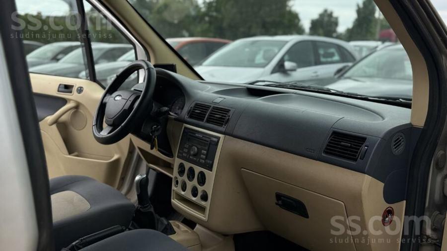 Pelēks Ford Tourneo 2008 Jelgava, ar dzinēja tilpumu 1.80 L un nobraukumu 359 tūkst. km par 1790 €, foto 7 vietnē AUTOMOTO.COM.LV
