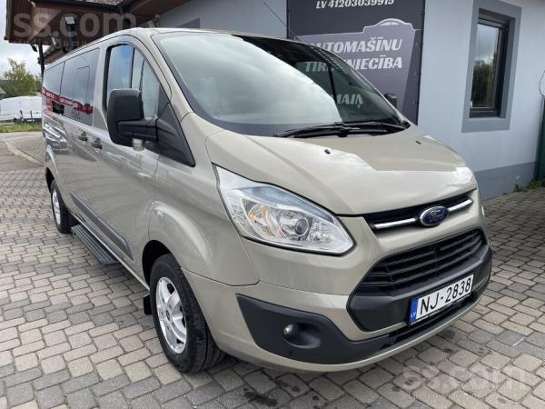 Grey Ford Tourneo 2013 in Talsi, with an engine capacity of 2.20 L and mileage of 258 thousand km for 7900 €, photo 1 on AUTOMOTO.COM.LV