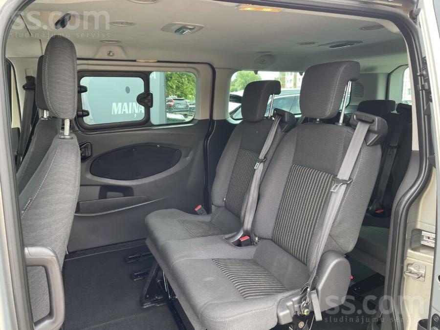 Pelēks Ford Tourneo 2013 Talsi, ar dzinēja tilpumu 2.20 L un nobraukumu 258 tūkst. km par 7900 €, foto 24 vietnē AUTOMOTO.COM.LV