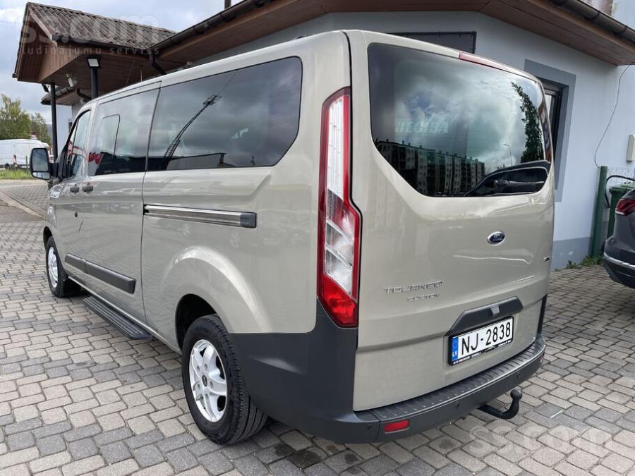 Pelēks Ford Tourneo 2013 Talsi, ar dzinēja tilpumu 2.20 L un nobraukumu 258 tūkst. km par 7900 €, foto 27 vietnē AUTOMOTO.COM.LV
