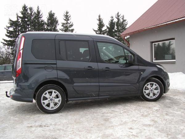 Grey Ford Tourneo 2014 in Riga, with an engine capacity of 1.60 L and mileage of 0 thousand km for 8350 €, photo 3 on AUTOMOTO.COM.LV
