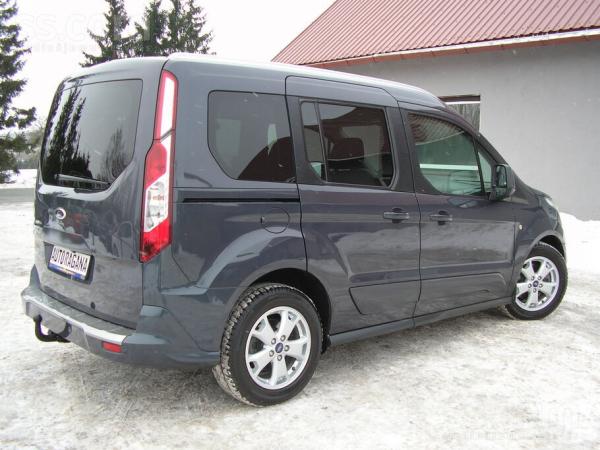 Grey Ford Tourneo 2014 in Riga, with an engine capacity of 1.60 L and mileage of 0 thousand km for 8350 €, photo 10 on AUTOMOTO.COM.LV