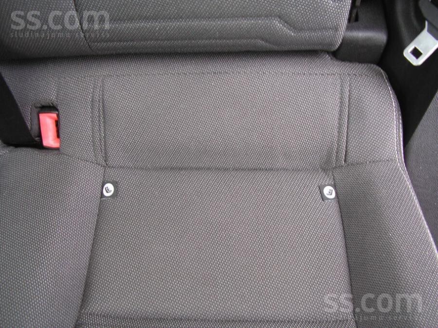 Pelēks Ford Tourneo 2014 Rīga, ar dzinēja tilpumu 1.60 L un nobraukumu 0 tūkst. km par 8350 €, foto 25 vietnē AUTOMOTO.COM.LV
