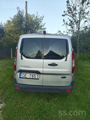 Pelēks Ford Tourneo 2014 Rīga, ar dzinēja tilpumu 1.50 L un nobraukumu 328 tūkst. km par 7200 €, foto 7 vietnē AUTOMOTO.COM.LV