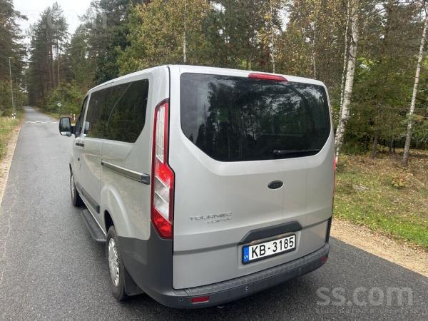 Pelēks Ford Tourneo 2014 Rīga, ar dzinēja tilpumu 2.20 L un nobraukumu 162 tūkst. km par 7500 €, foto 5 vietnē AUTOMOTO.COM.LV