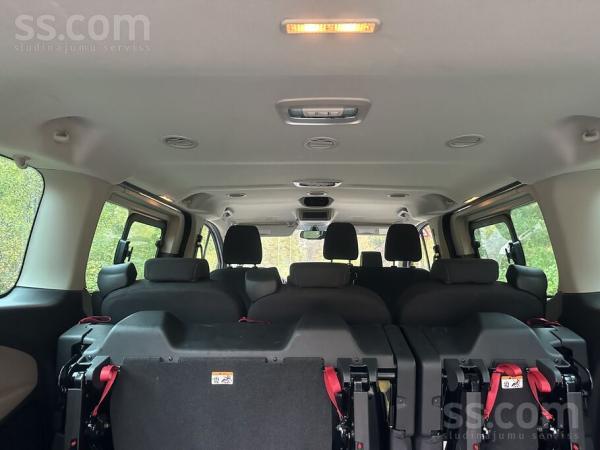 Pelēks Ford Tourneo 2014 Rīga, ar dzinēja tilpumu 2.20 L un nobraukumu 162 tūkst. km par 7500 €, foto 11 vietnē AUTOMOTO.COM.LV