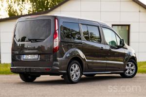 Pelēks Ford Tourneo 2015 Jelgava, ar dzinēja tilpumu 1.60 L un nobraukumu 0 tūkst. km par 8500 €, foto 4 vietnē AUTOMOTO.COM.LV