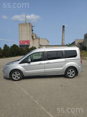 Grey Ford Tourneo 2016 in Tukums, with an engine capacity of 1.50 L and mileage of 347 thousand km for 8700 €, photo 2 on AUTOMOTO.COM.LV