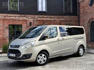 Pelēks Ford Tourneo 2016 Tallina, ar dzinēja tilpumu 2.00 L un nobraukumu 199 tūkst. km par 14990 €, foto 6 vietnē AUTOMOTO.COM.LV