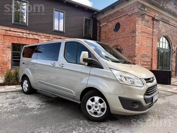 Pelēks Ford Tourneo 2016 Tallina, ar dzinēja tilpumu 2.00 L un nobraukumu 199 tūkst. km par 14990 €, foto 10 vietnē AUTOMOTO.COM.LV