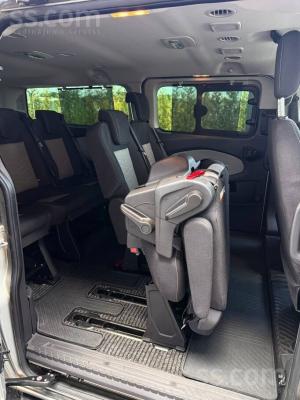 Pelēks Ford Tourneo 2016 Tallina, ar dzinēja tilpumu 2.00 L un nobraukumu 199 tūkst. km par 14990 €, foto 20 vietnē AUTOMOTO.COM.LV