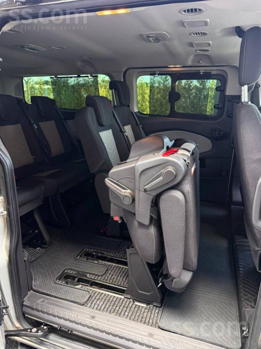 Pelēks Ford Tourneo 2016 Tallina, ar dzinēja tilpumu 2.00 L un nobraukumu 199 tūkst. km par 14990 €, foto 20 vietnē AUTOMOTO.COM.LV