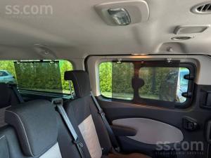Pelēks Ford Tourneo 2016 Tallina, ar dzinēja tilpumu 2.00 L un nobraukumu 199 tūkst. km par 14990 €, foto 22 vietnē AUTOMOTO.COM.LV