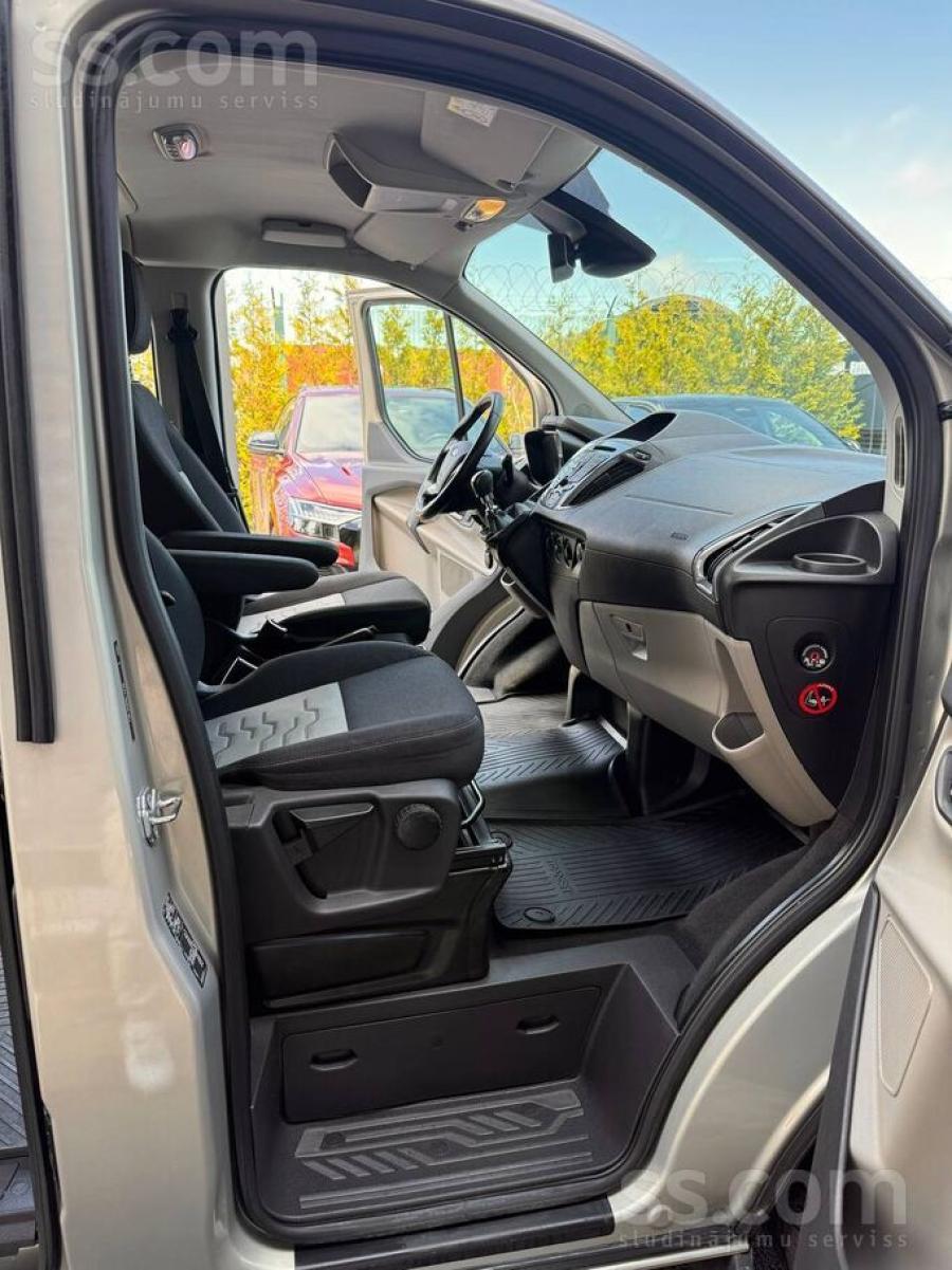 Pelēks Ford Tourneo 2016 Tallina, ar dzinēja tilpumu 2.00 L un nobraukumu 199 tūkst. km par 14990 €, foto 26 vietnē AUTOMOTO.COM.LV