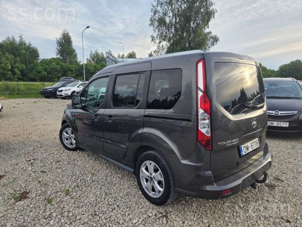 Grey Ford Tourneo 2017 in Jelgava, with an engine capacity of 1.00 L and mileage of 0 thousand km for 6900 €, photo 2 on AUTOMOTO.COM.LV