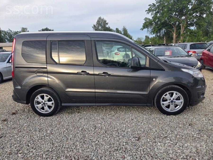 Pelēks Ford Tourneo 2017 Jelgava, ar dzinēja tilpumu 1.00 L un nobraukumu 0 tūkst. km par 6900 €, foto 7 vietnē AUTOMOTO.COM.LV