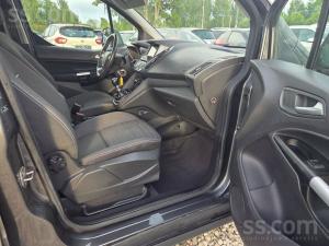 Pelēks Ford Tourneo 2017 Jelgava, ar dzinēja tilpumu 1.00 L un nobraukumu 0 tūkst. km par 6900 €, foto 9 vietnē AUTOMOTO.COM.LV