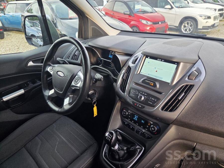 Pelēks Ford Tourneo 2017 Jelgava, ar dzinēja tilpumu 1.00 L un nobraukumu 0 tūkst. km par 6900 €, foto 10 vietnē AUTOMOTO.COM.LV